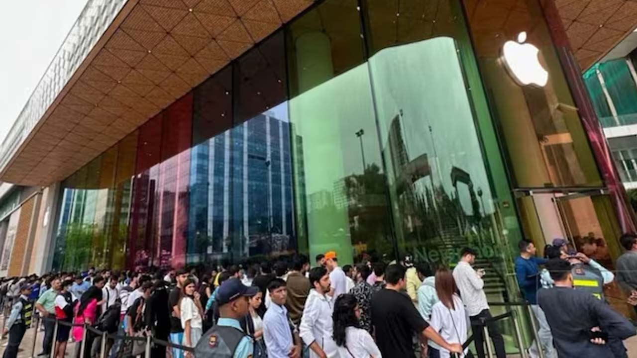 Apple to Open Four New Stores in India and Manufacture iPhone 16 Series ...
