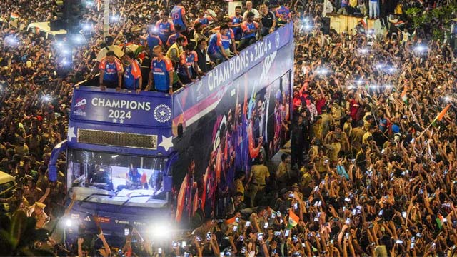 Team India Victory Parade: Celebrations and Enthusiasm Amidst Rain and ...