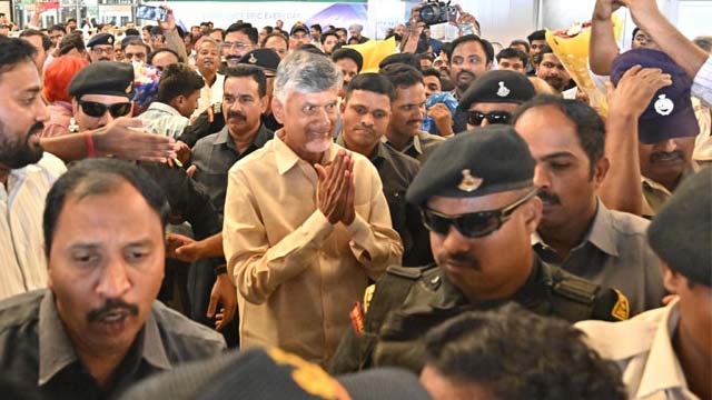 TDP Chief Chandrababu Naidu Returns from Foreign Tour