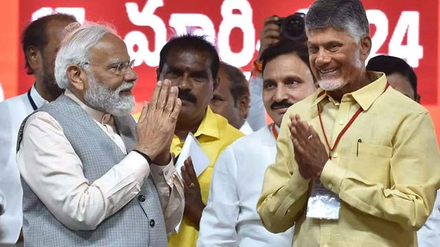 Prime Minister Modi Attends Swearing-In Ceremony of Andhra CM-Designate N Chandrababu Naidu
