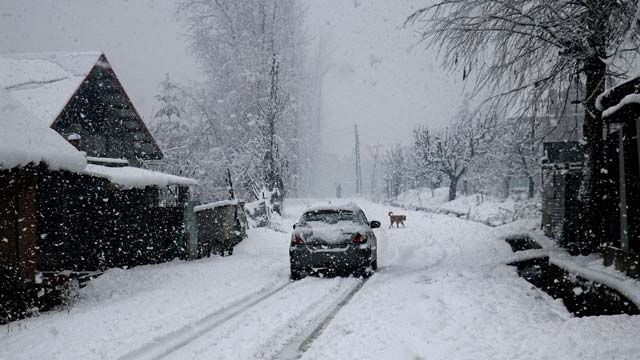 Heavy Snowfall in Bandipora and Machil, Jammu and Kashmir