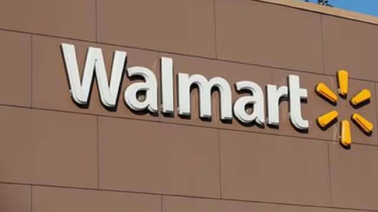Walmart AI Detects Theft at Self-Checkout