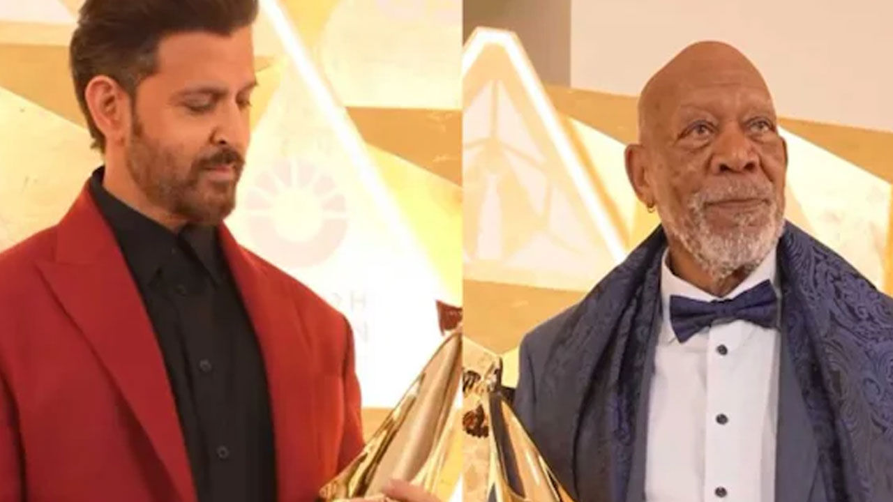 Hrithik Roshan Shares Stage With Hollywood Legends At 2025 Joy Awards