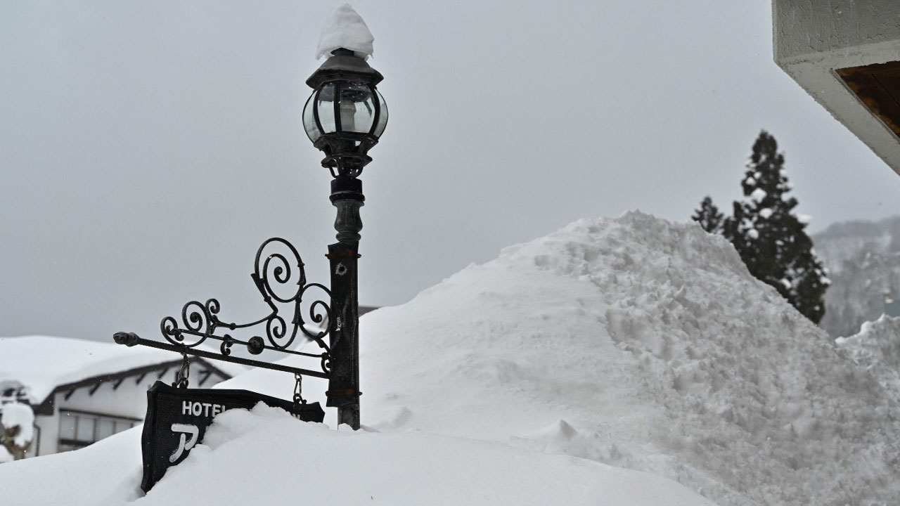 Northern Japan Faces Record Snowfall, Roads and Homes Buried